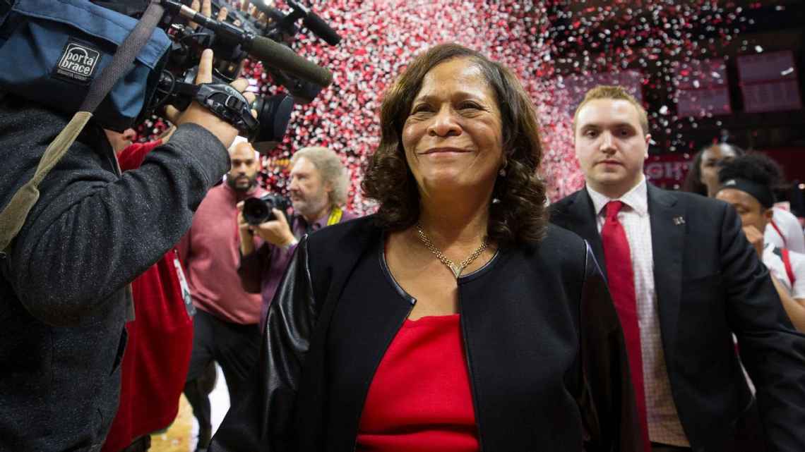 Legendary Rutgers Women’s Basketball Coach C. Vivian Stringer To Retire ...
