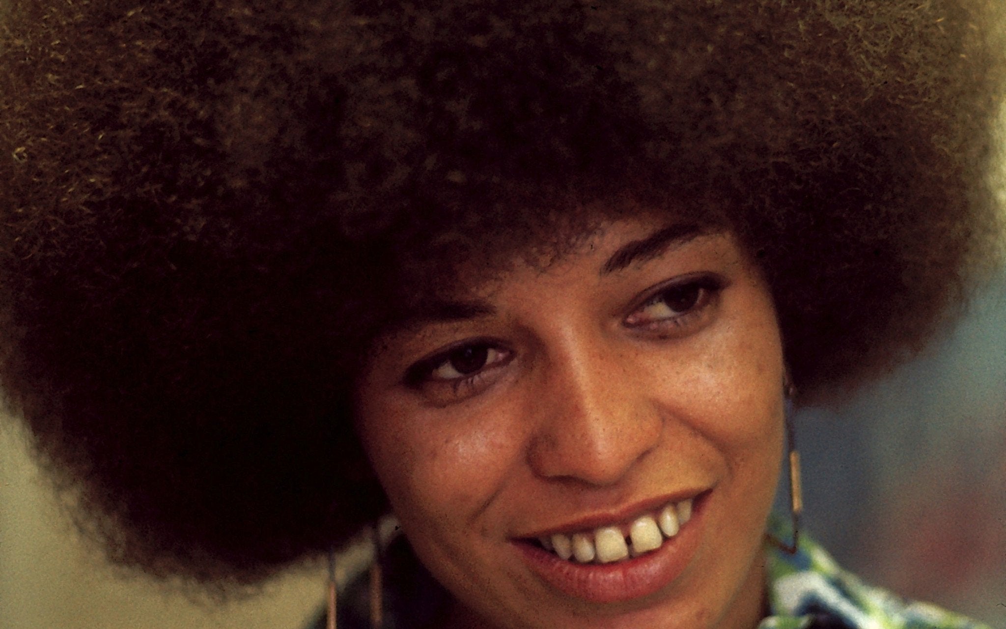10 Empowering Quotes to Celebrate Angela Davis' Birthday - Because of ...