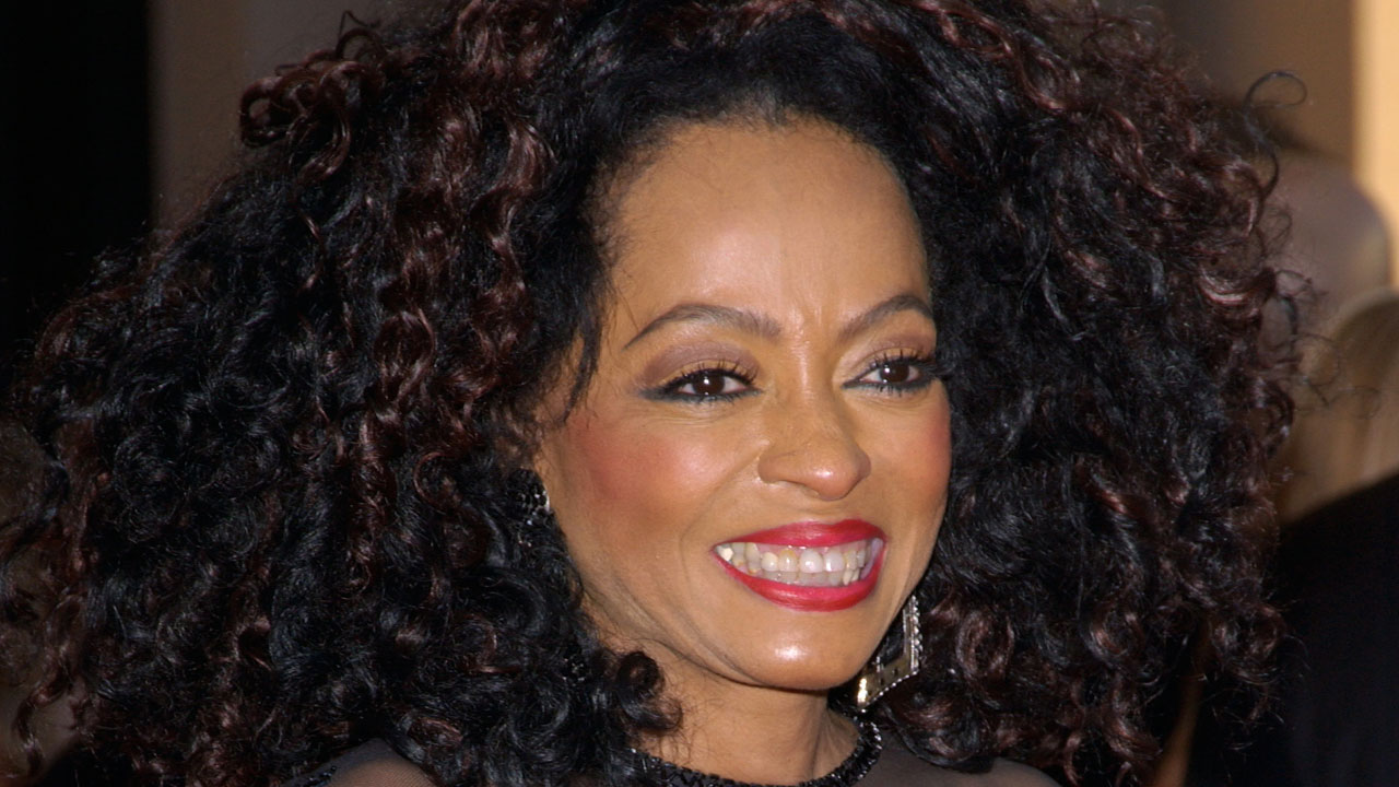 Diana Ross Sings Happy Birthday to Beyoncé During Renaissance World ...