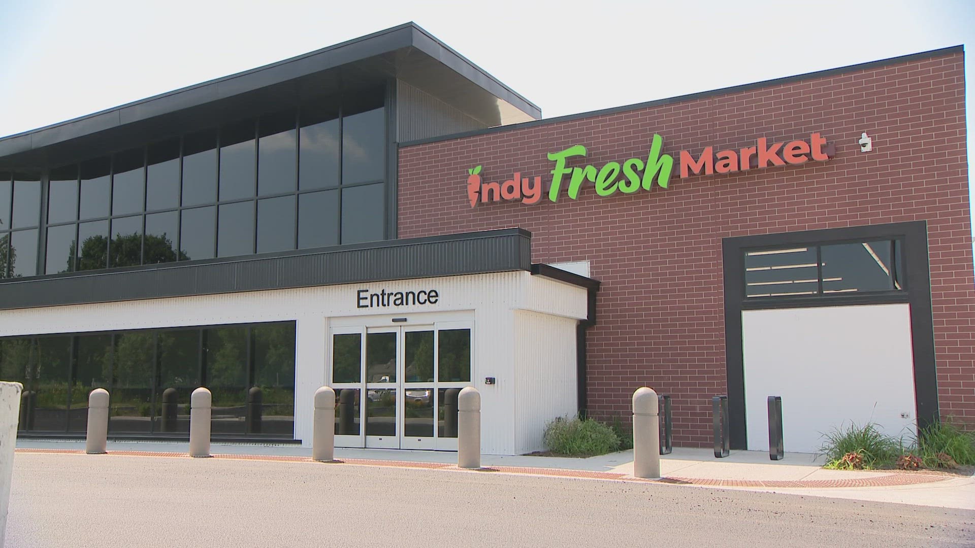 Black-Owned Grocery Store Opens in Indianapolis Food Desert - Because ...