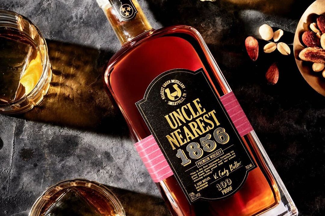 Nathan "Nearest" Green: O Ex-escravo que Moldou a História do Whiskey ...